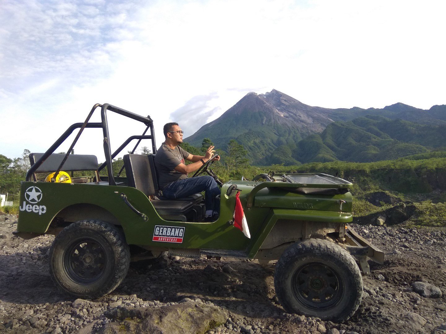 Borobudur Sunrise (via punthuk Setumbu Hill) and Merapi Lava Tour ...