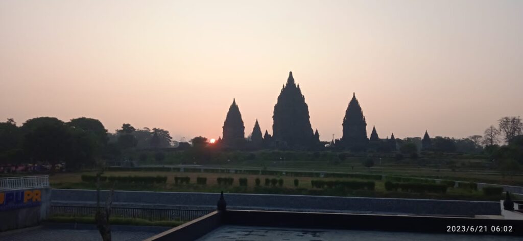 Ramayana Ballet Prambanan Story, Schedule and Ticket Price - Borobudur ...