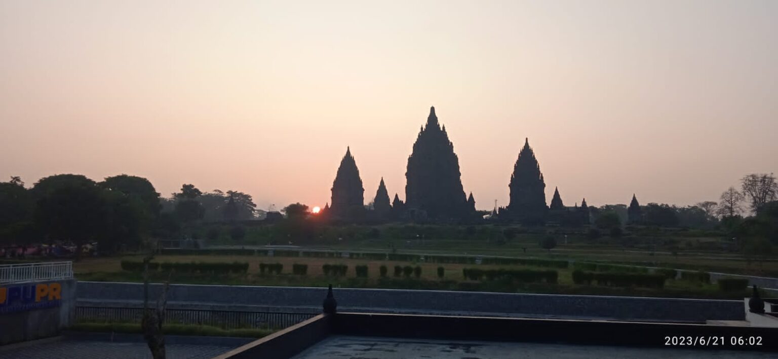 Yogyakarta Palace (Kraton Yogyakarta) : 2025 Guide to History, Opening ...