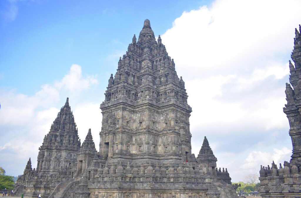 The Ultimate Guide: 6 Reasons to Choose a Borobudur Merapi Prambanan ...